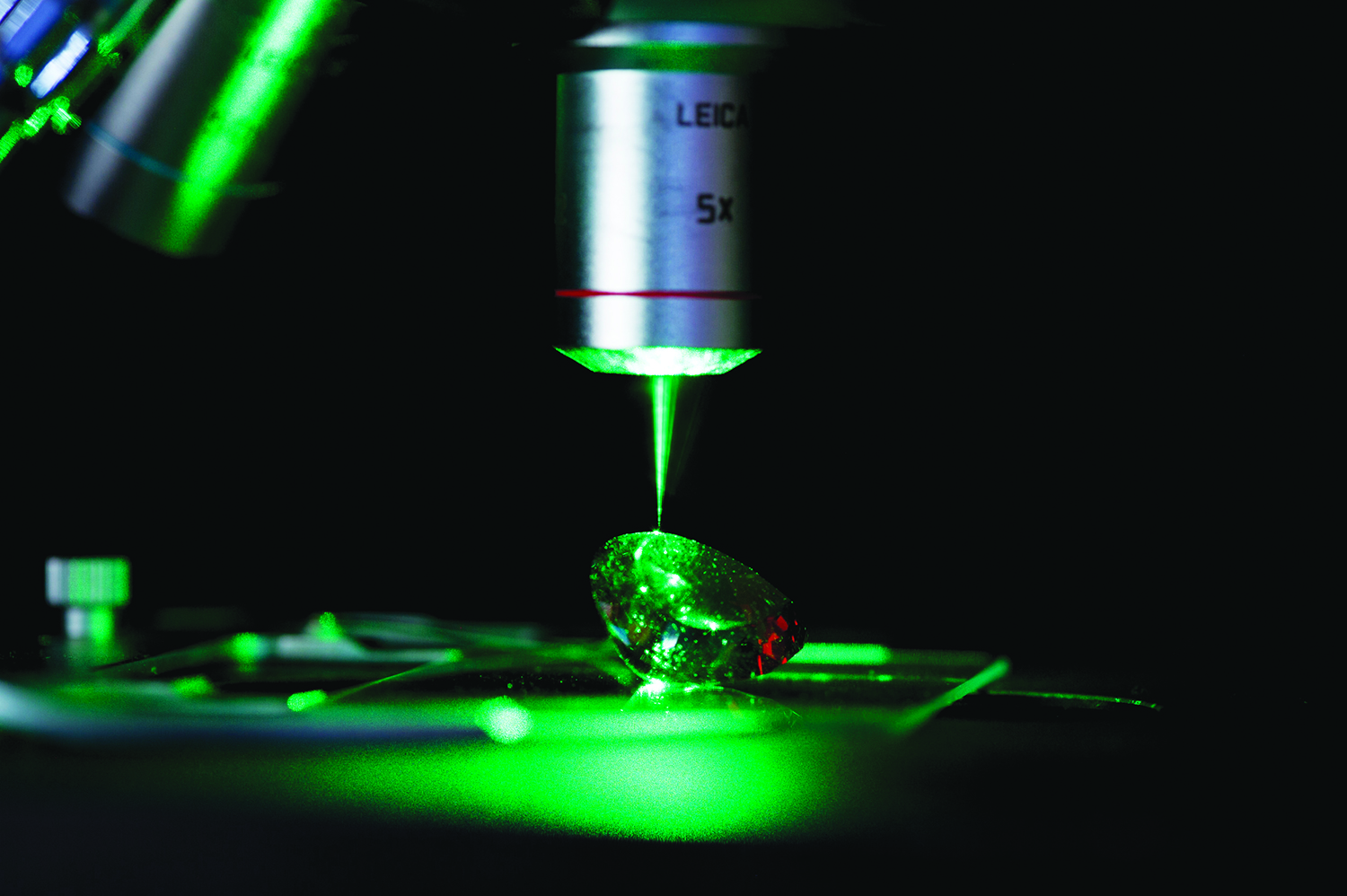 Image 1-52 - Gemworld International